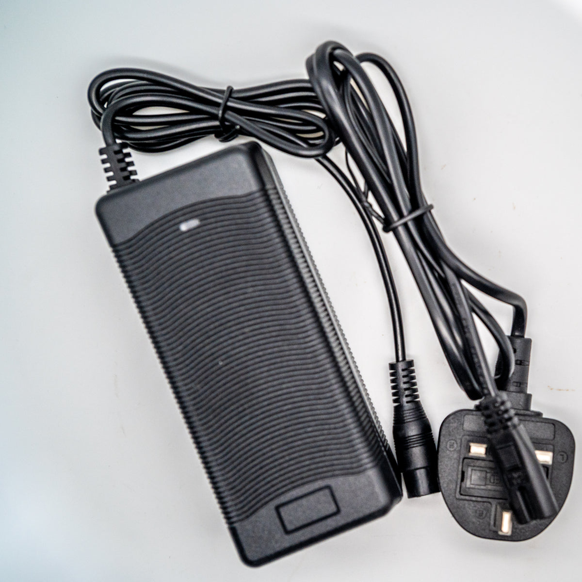 Electric scooter charger 60V 2A (output 67.2V) Kaabo Mantis Wolf Warri ...